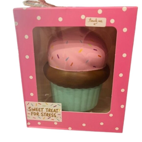 Dayna Lee | Office | Cupcake Stress Ball Nib | Poshmark